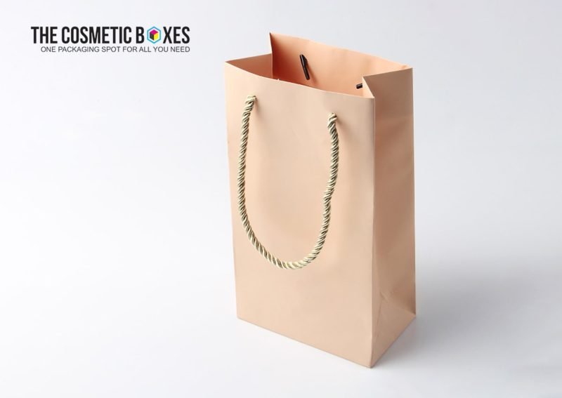Custom printed cosmetic paper bags enticing way of carrying cosmetic