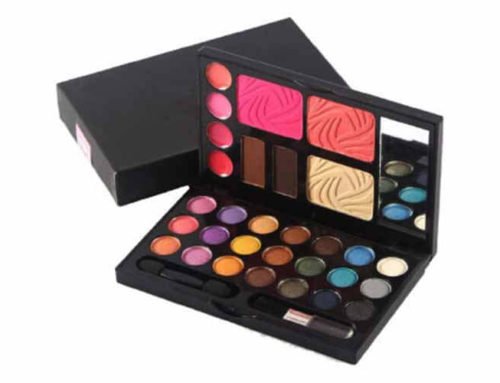 Custom printed cosmetic paper bags enticing way of carrying cosmetic